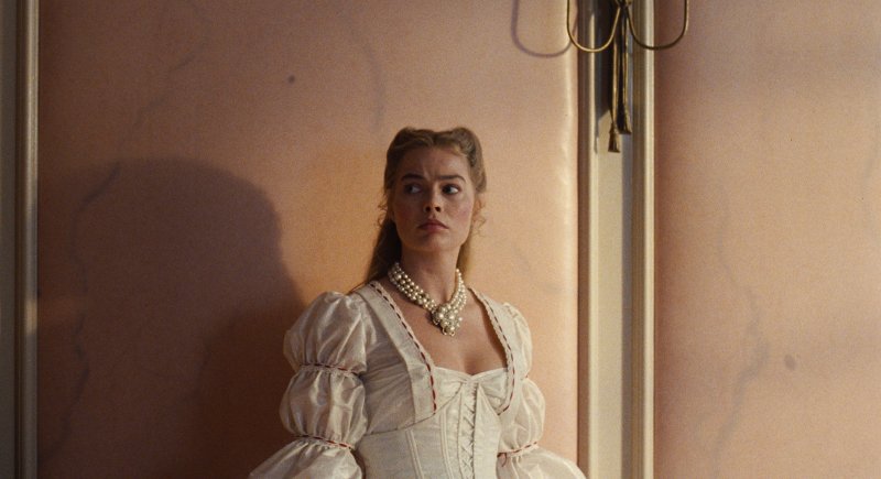 «Cathy è proprio una stronza», Margot Robbie sul suo personaggio in ...