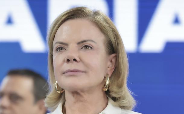 Gleisi é lançada ao Senado em ato contra Moro e Flávio Bolsonaro