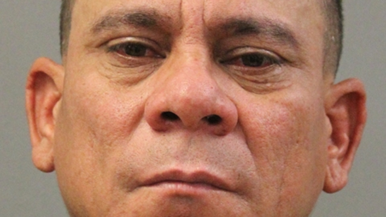 Suspect in deadly Chicago stabbing arrested in California, police say