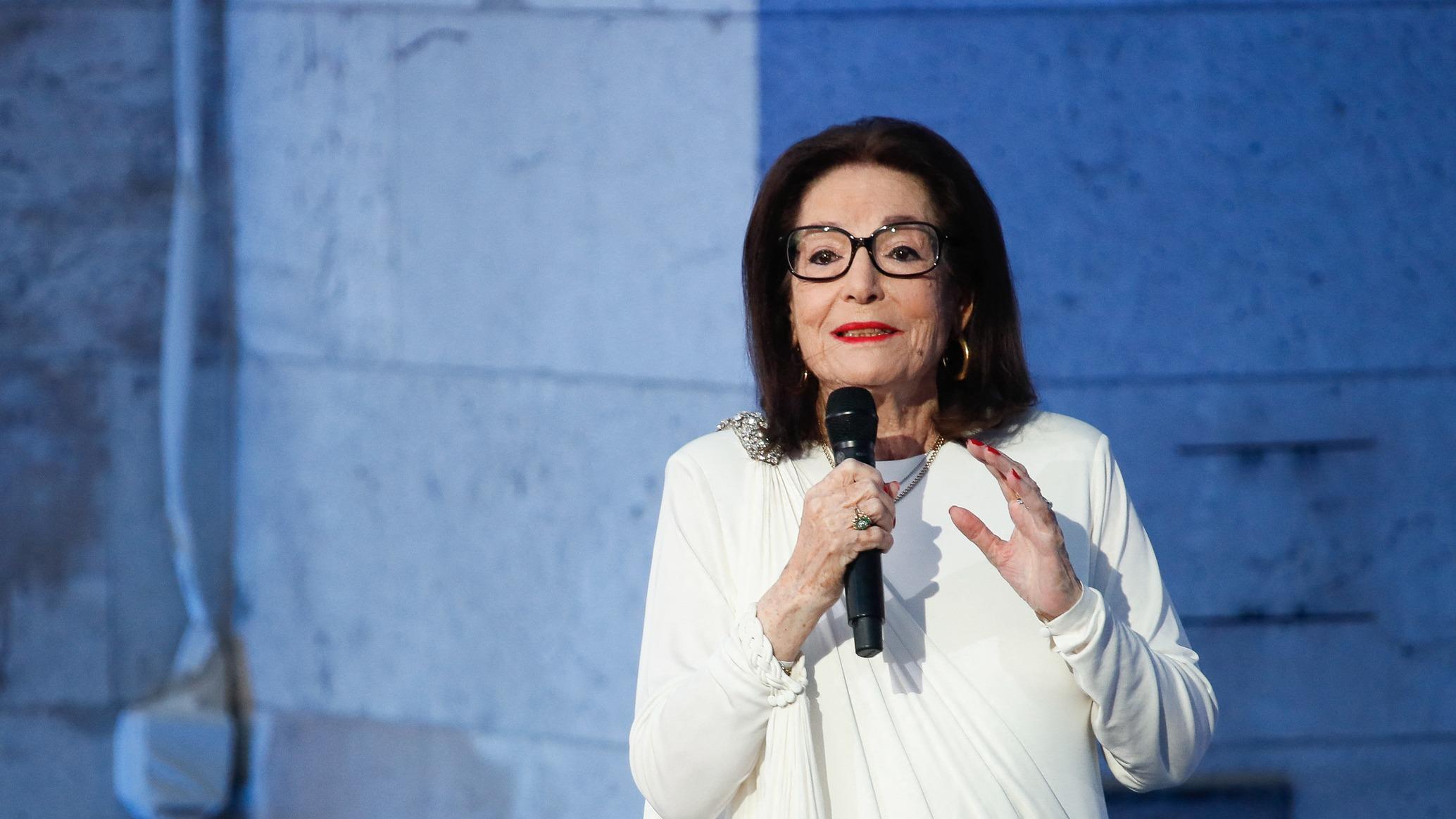 Nana Mouskouri, 91 ans, a survécu à un « cancer grave » : comment va-t ...
