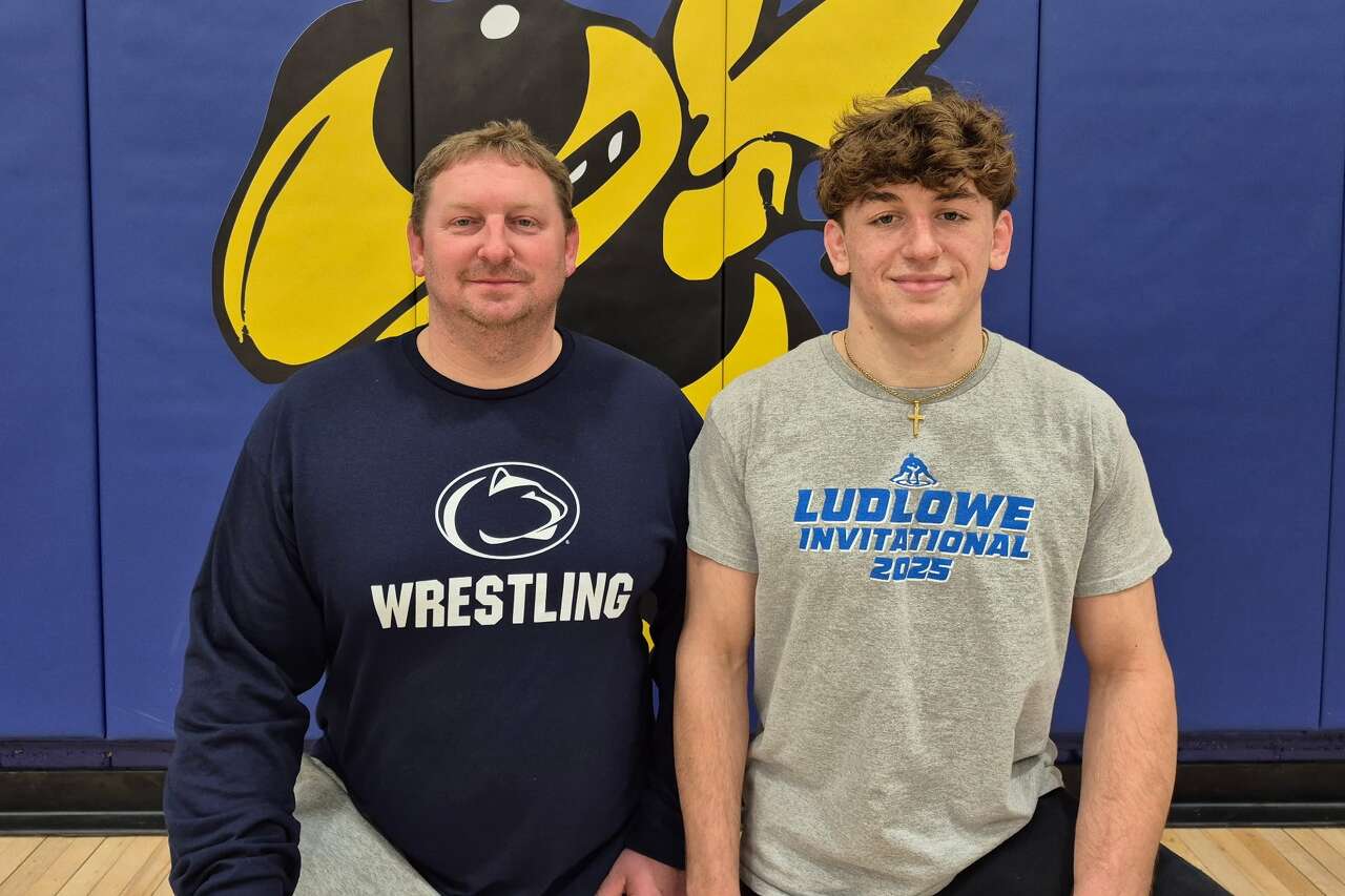 Gilbert wrestling star Evan Schibi has extra postseason incentive ...