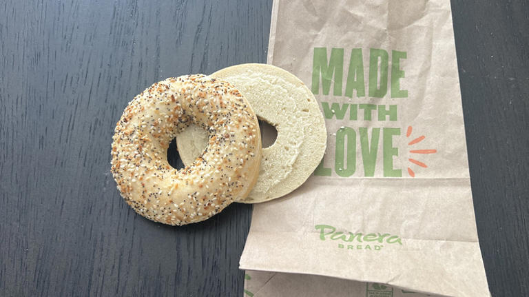 Everything bagels from 8 popular chains, ranked