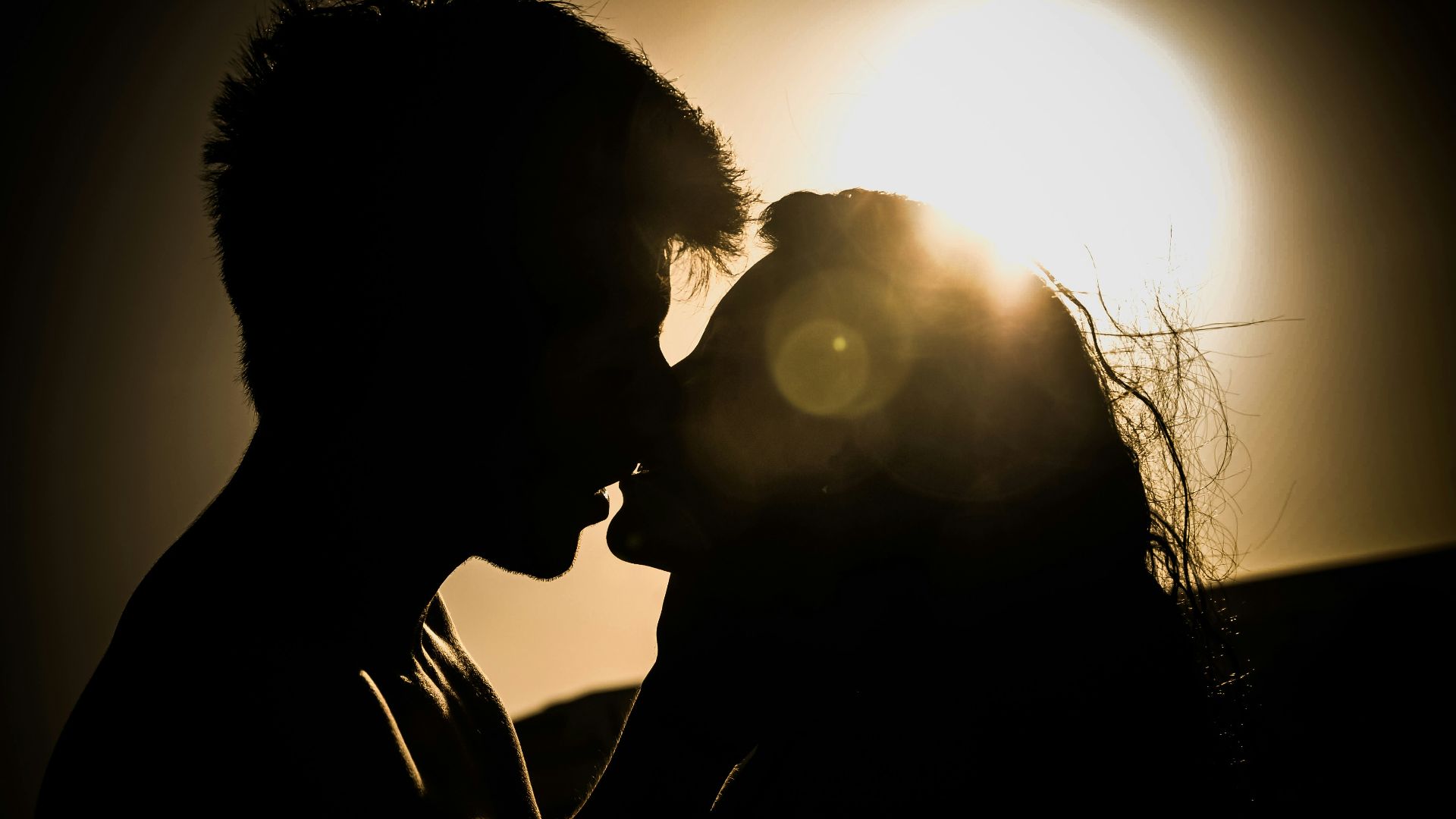 20 myths about love that ruin good relationships