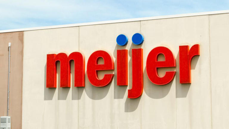Brownsburg Meijer store looks to hire 300 workers