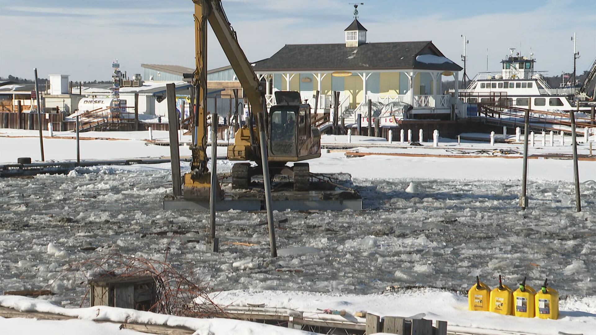 Extreme cold poses challenges for Lake Champlain dredging project