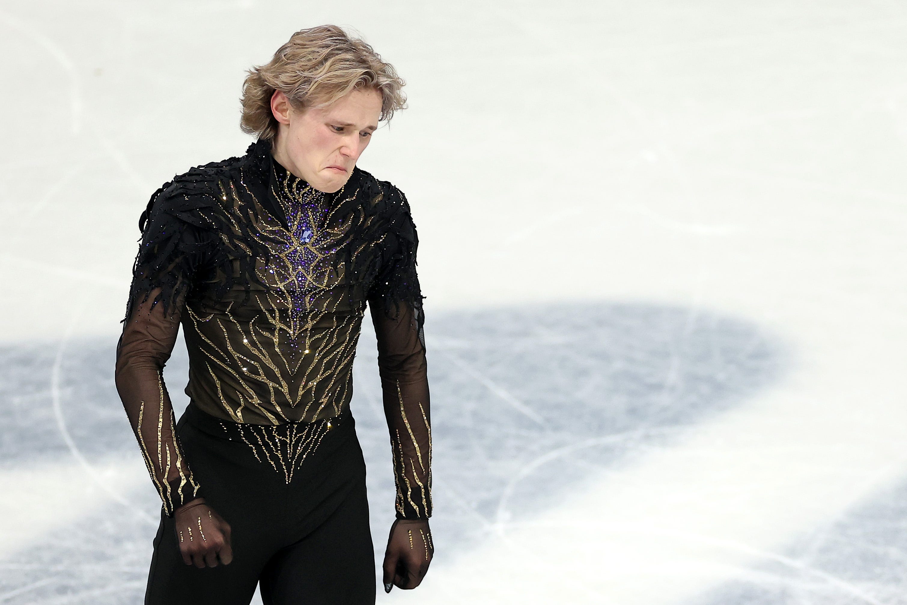 Ilia Malinin fall video: How to watch replay of Olympics free skate