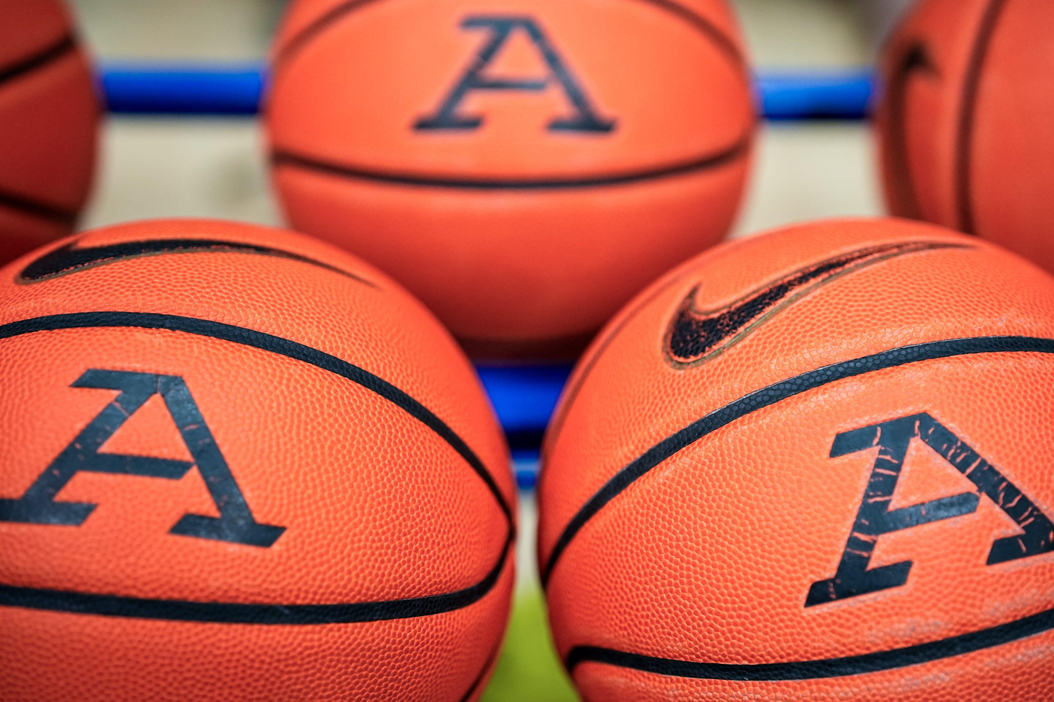 Akron basketball NCAA transfer portal news, updates