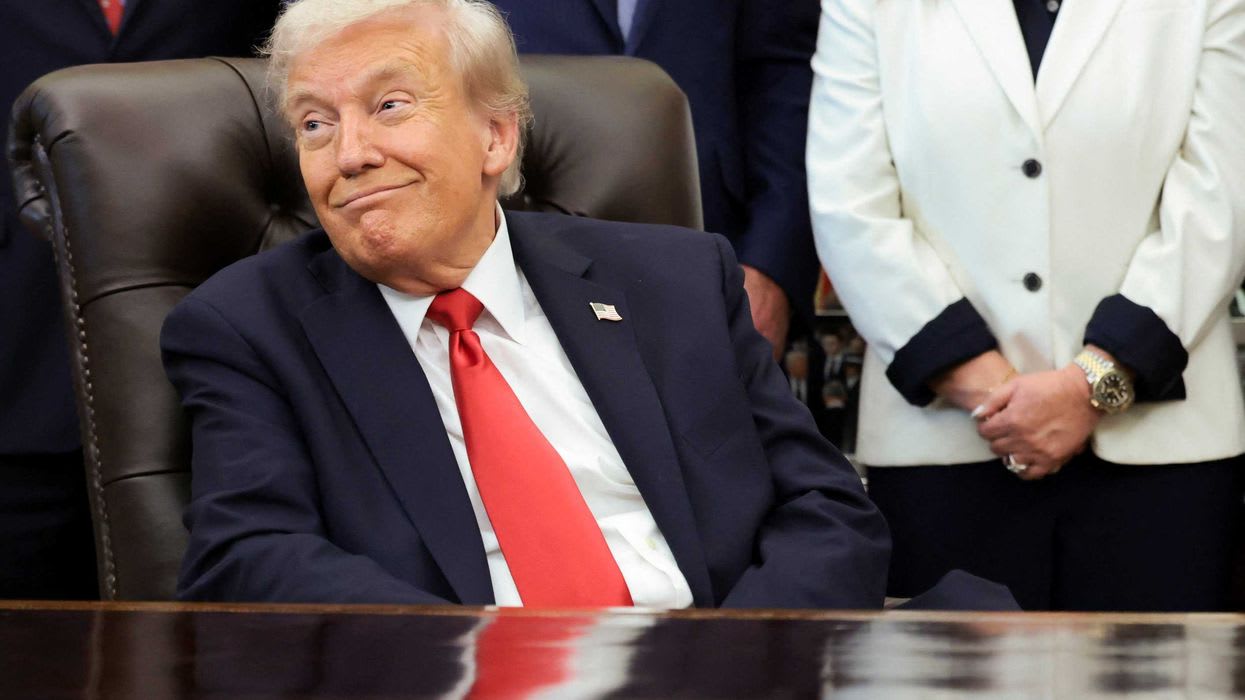 Trump reveals 'obvious' sign Noem and Lewandowski may be dating