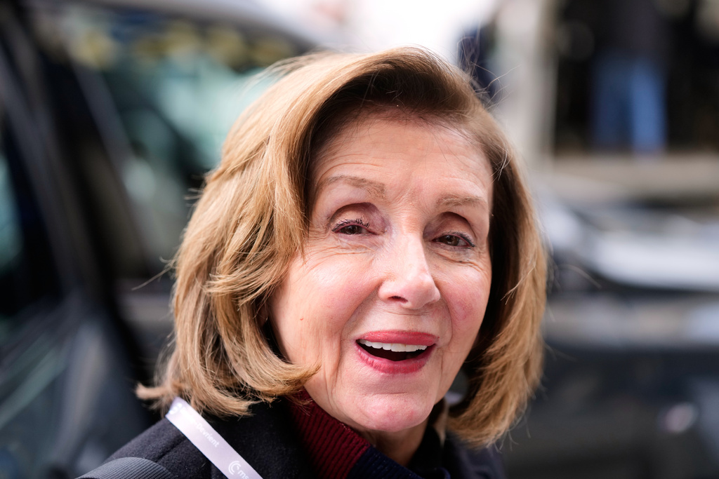 Nancy Pelosi talks up Newsom for 2028 presidency