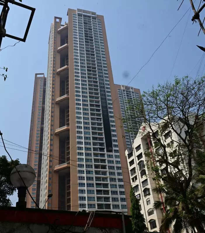 Fire breaks out in Goregaon highrise in Mumbai, no one hurt