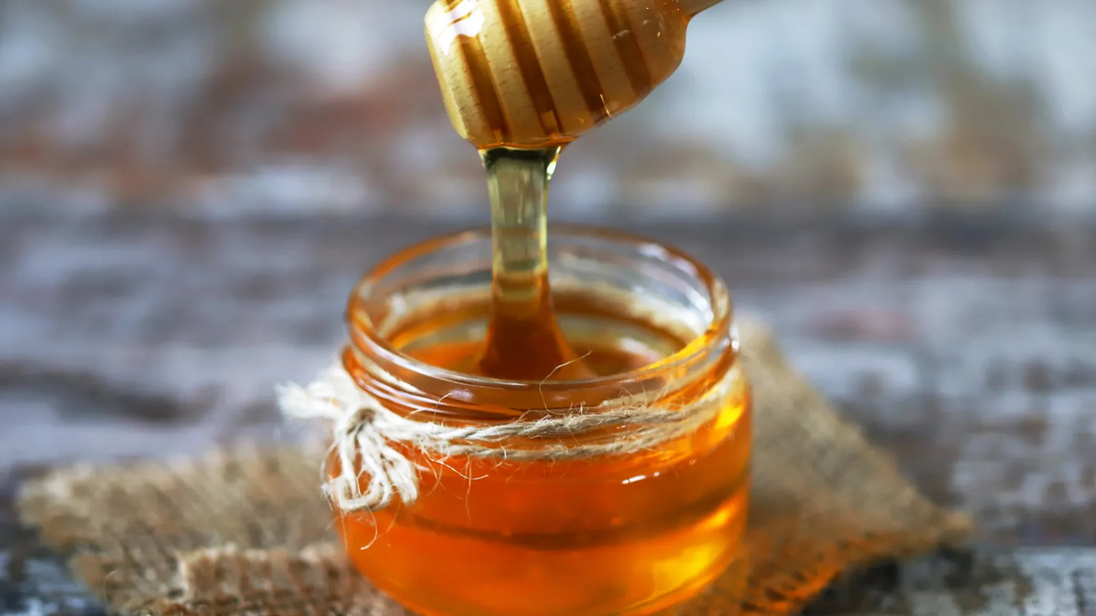 Dot’s Homestyle Pretzels rolls out a new chipotle honey flavor that ...