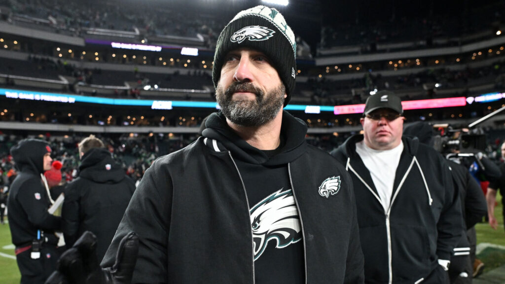 Former Patriots coach joins Eagles’ revamped coaching staff