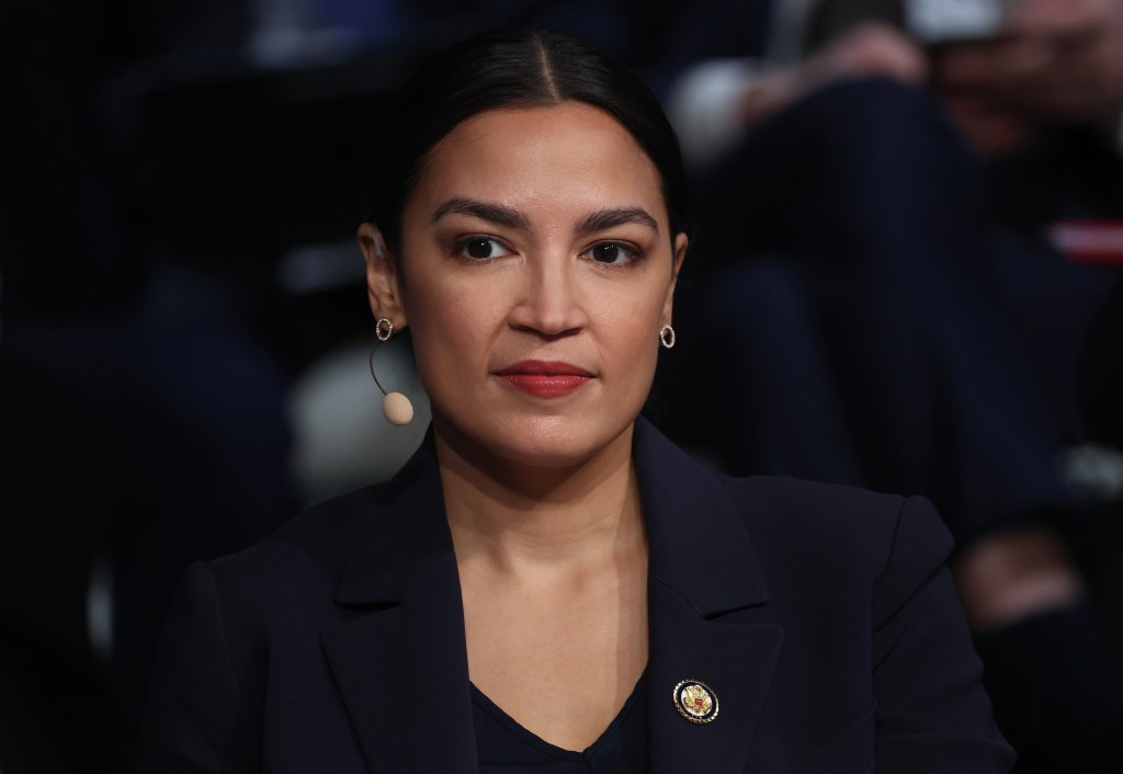 AOC downplays 2028 talk in Munich — babbles when asked for 'single ...