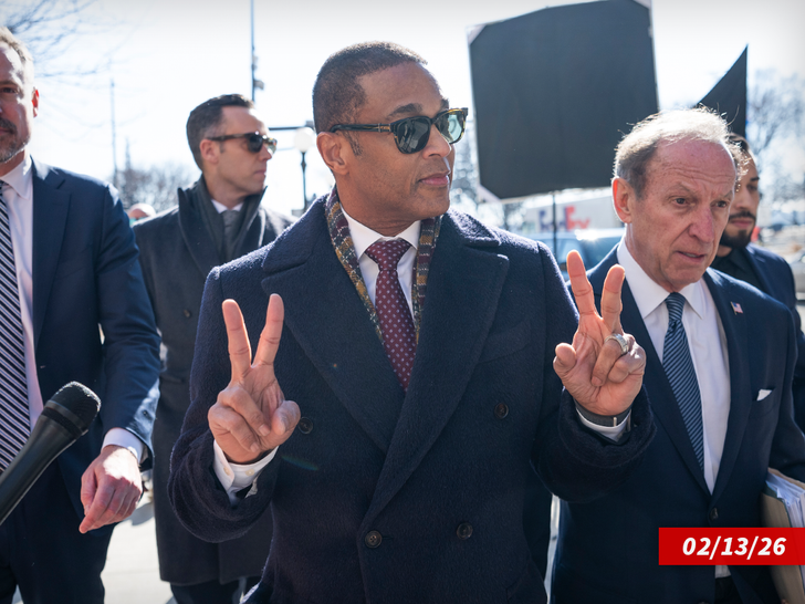 Don Lemon smiles, waves outside federal court in Minnesota for arraignment
