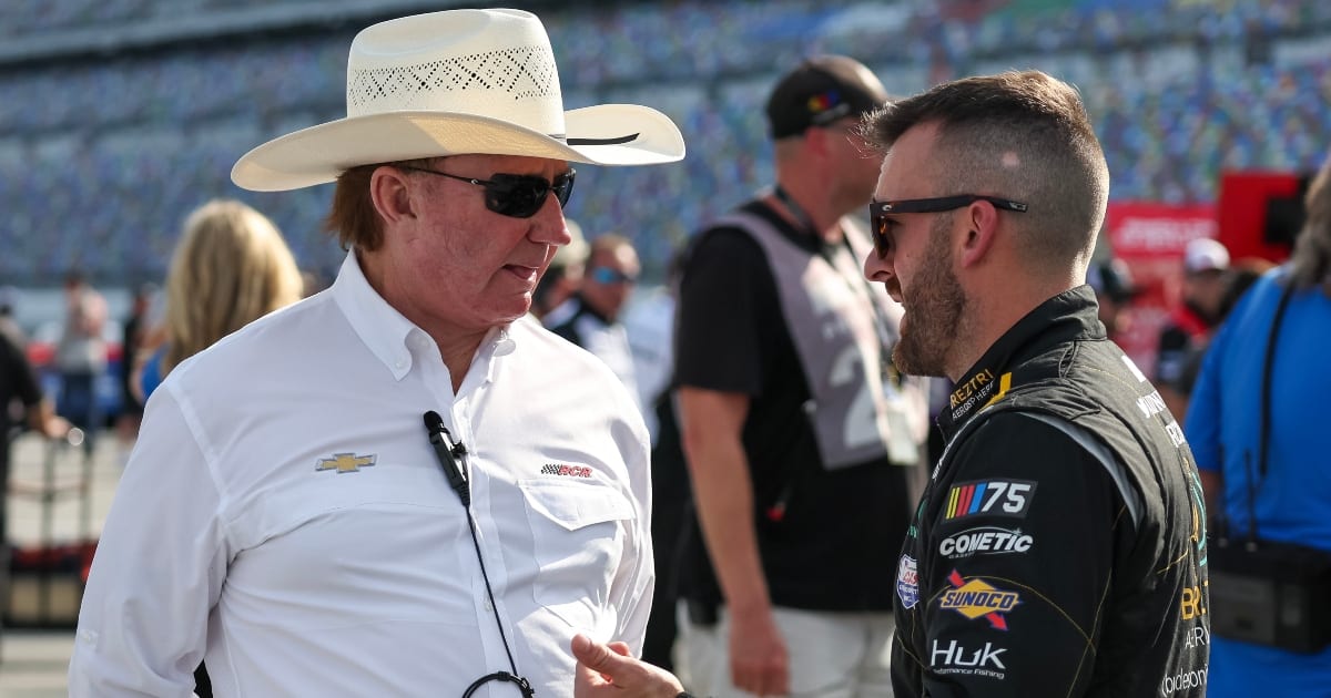 Kevin Harvick, Bob Pockrass reveal their pick for NASCAR team under the ...