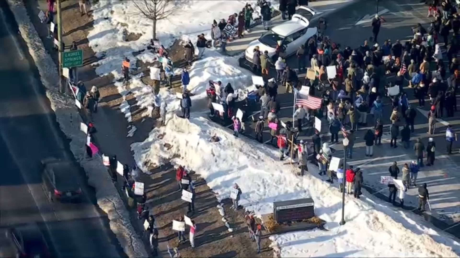 Watch: Community protests ICE actions that sent students running from ...