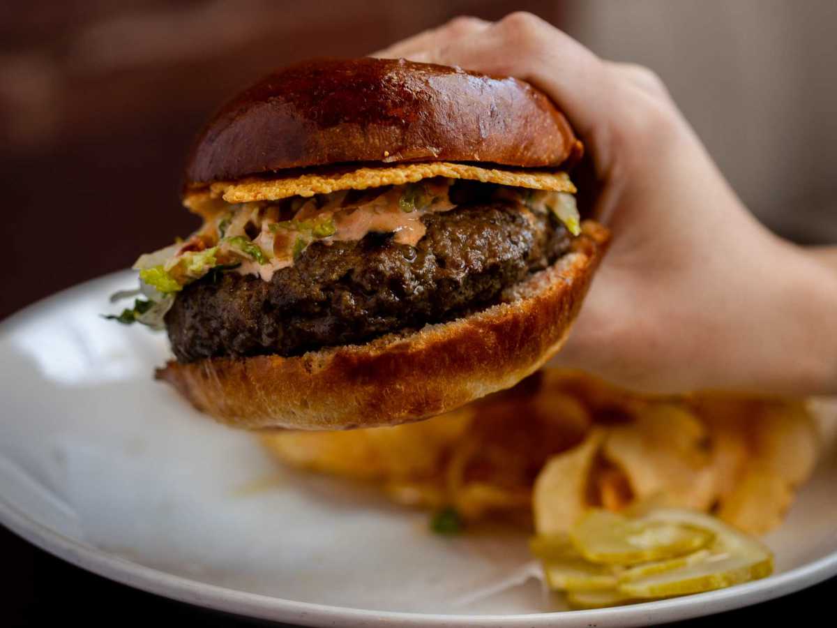 The 10 best burgers in Boston