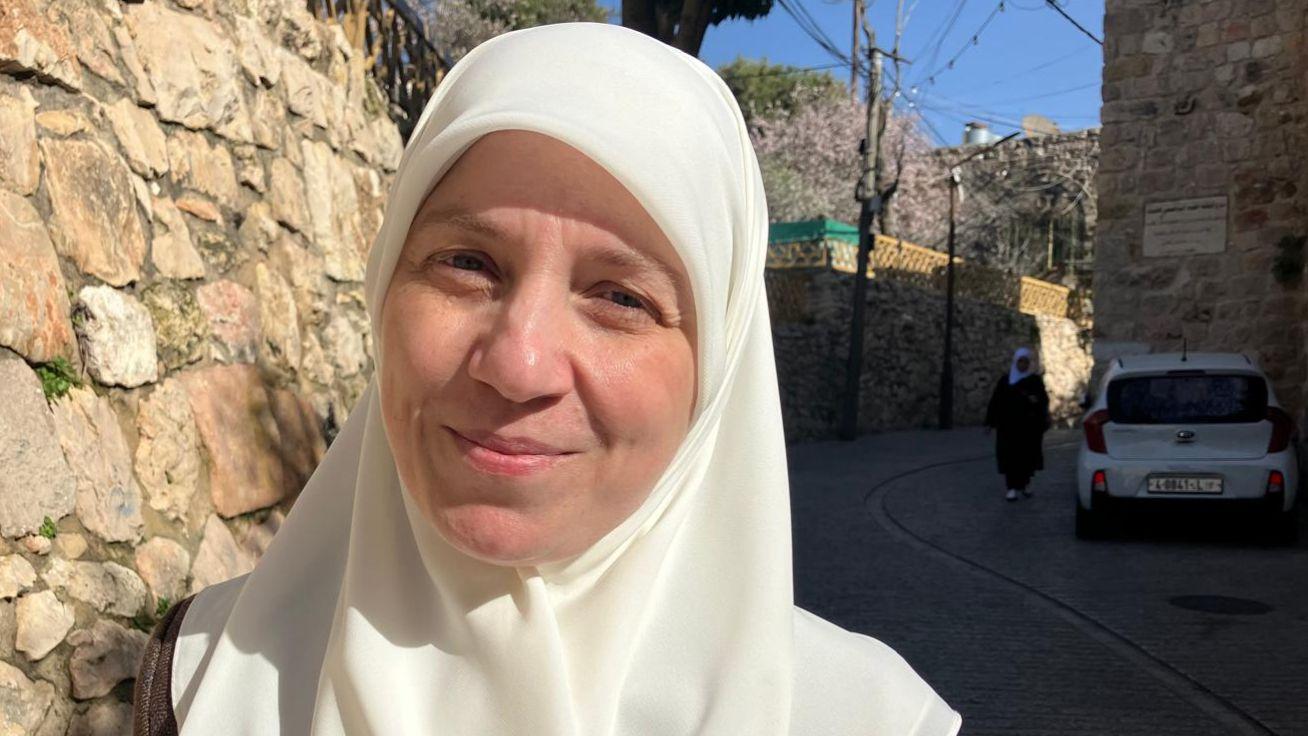 'We are not protected,' says Hebron mayor as Israel expands West Bank ...