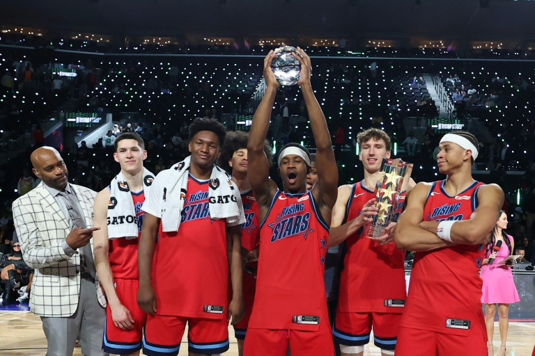 Sixers rookie Edgecombe leads 'Team Vince' to NBA Rising Stars crown