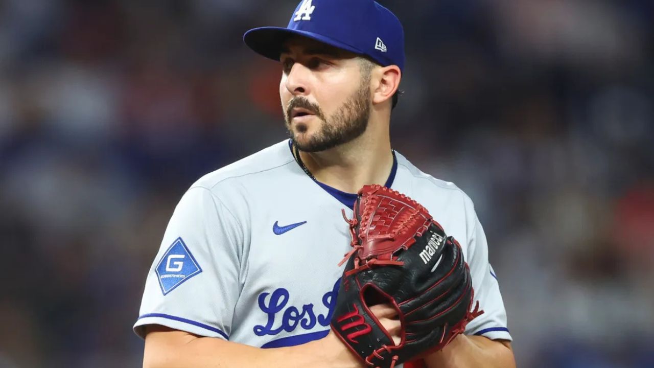 Alex Vesia expresses gratitude to Dodgers, Blue Jays and MLB world for ...