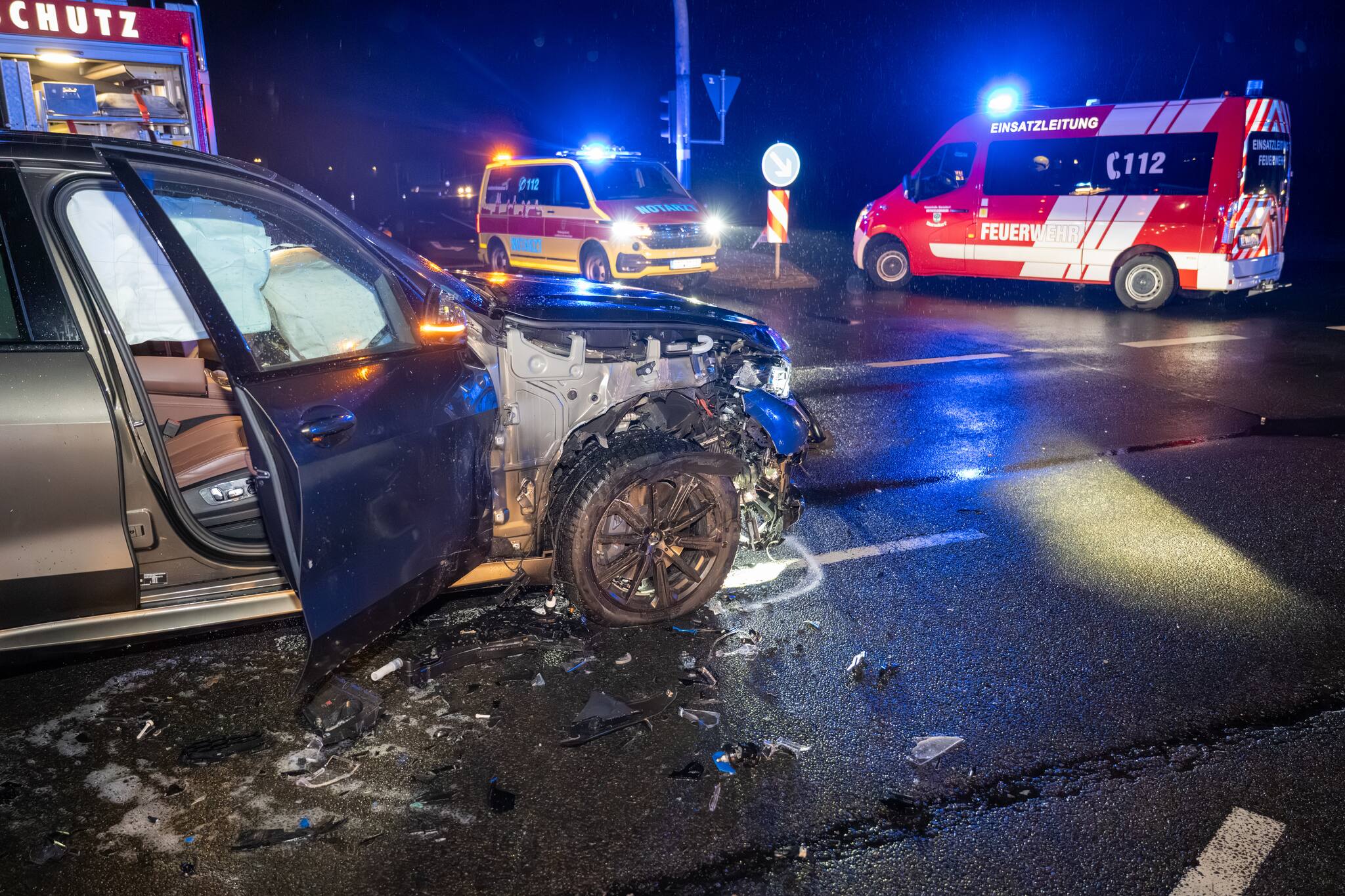 Wunderbar Unfall Auf B6 Heute Fotos