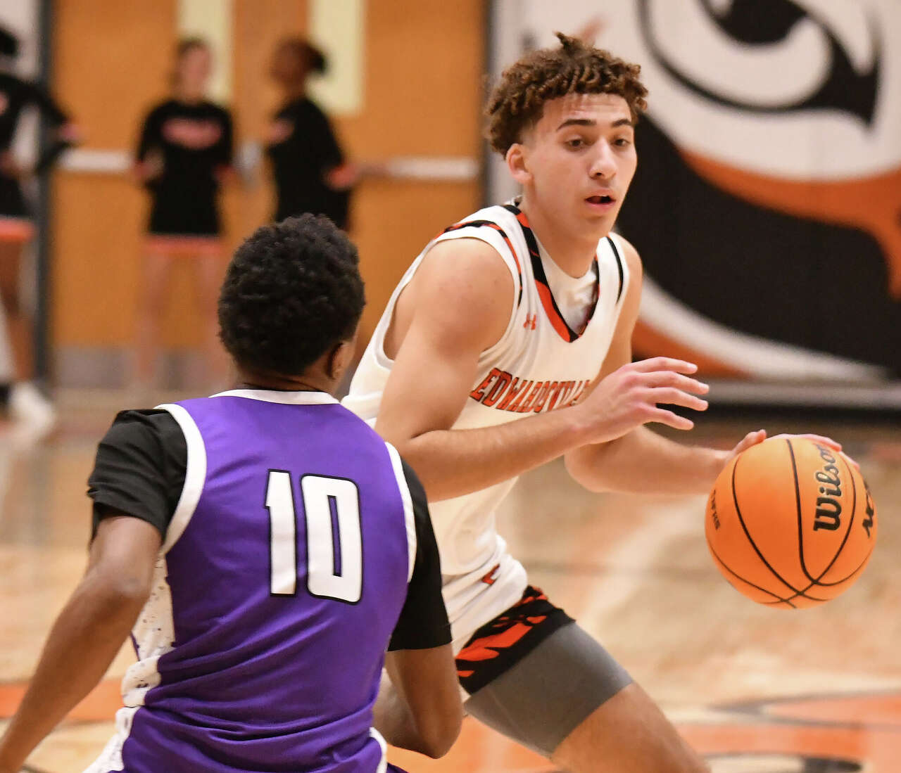 Butler scores 1,000th career point, game-winner for Tigers