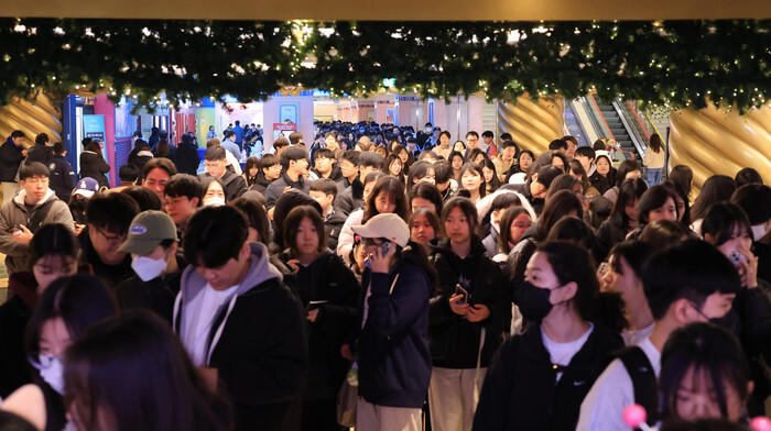 Crowded indoor theme park