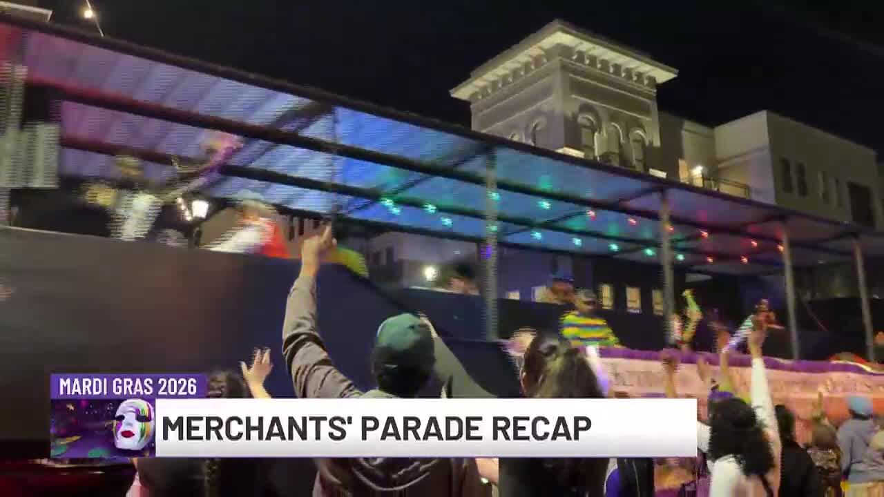 Merchants’ parade kicks off Mardi Gras weekend in Lake Charles
