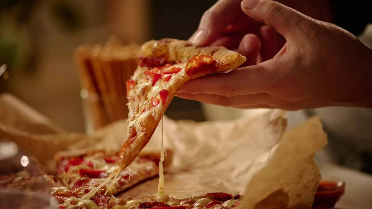 Chef Sanjeev Kapoor's homemade innovative pizza recipes that are a must-try