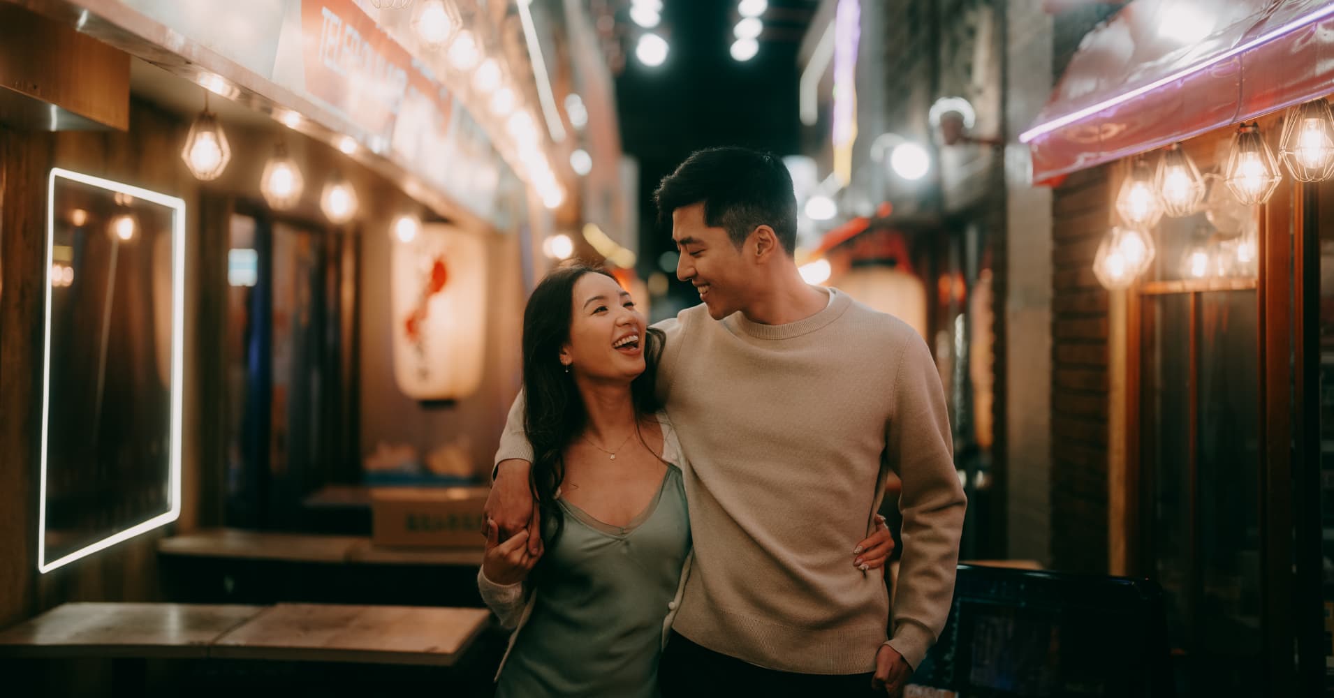 Don't ask 'how much do you make?' on a date—use these 7 questions ...