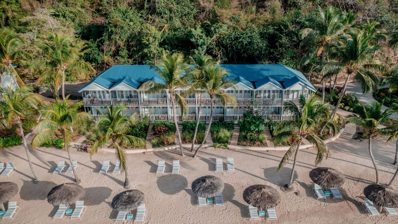 5 lesser-known Caribbean islands and airlines that fly to them