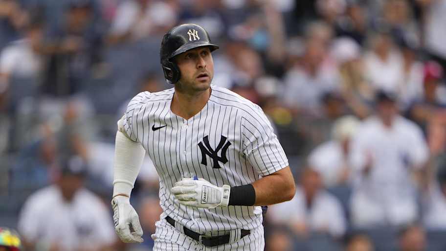 Former Yankees outfielder making comeback as pitcher