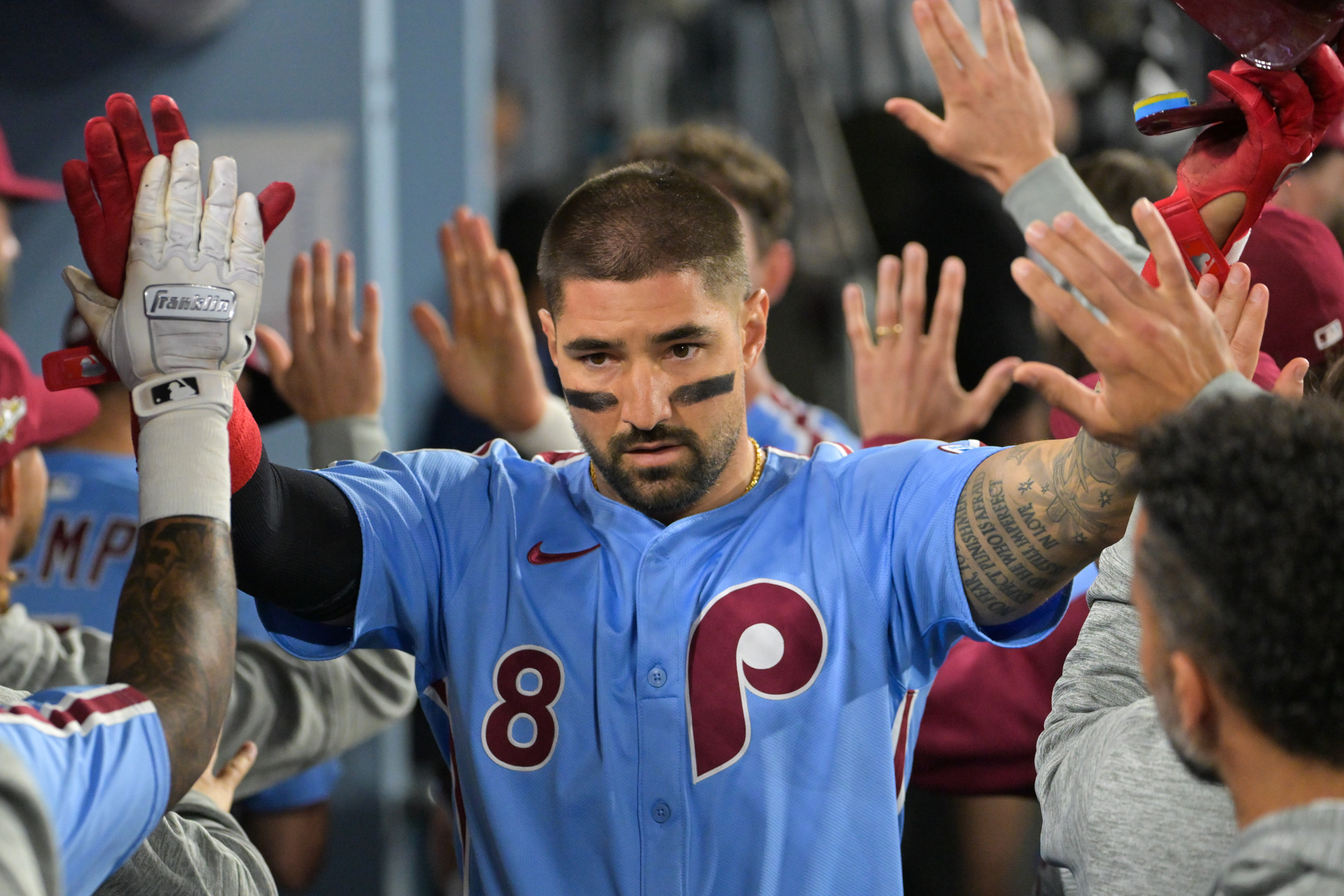 Padres, Nick Castellanos agree to contract