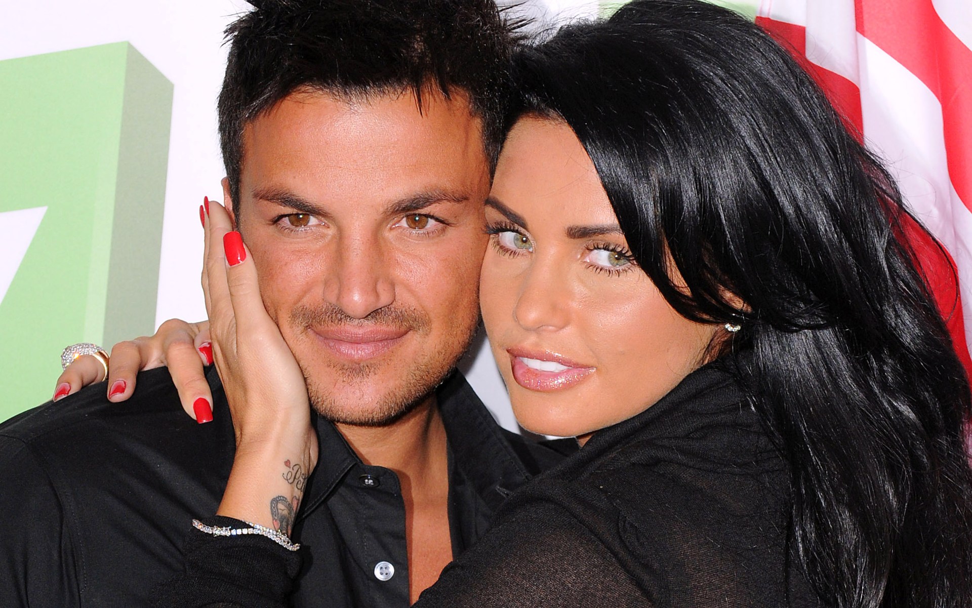 Katie Price makes huge gesture towards Peter Andre after calling a truce