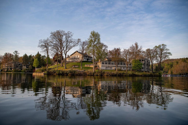 This North Carolina hot spring is the must-book activity this spring