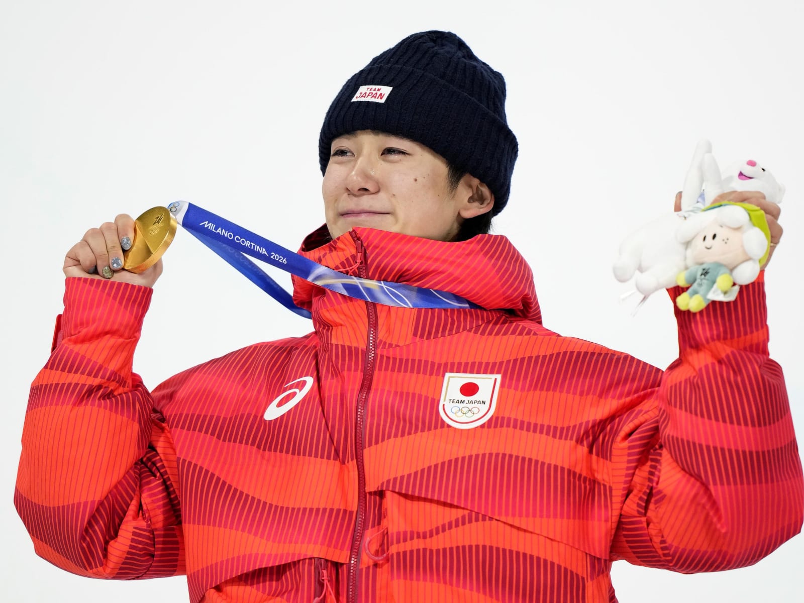 Olympics: Olympics: Japan's Totsuka wins snowboard halfpipe gold ...