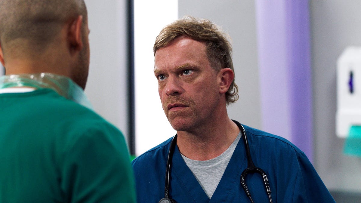 Casualty reveals Matty's reaction to huge Dylan bombshell in early ...