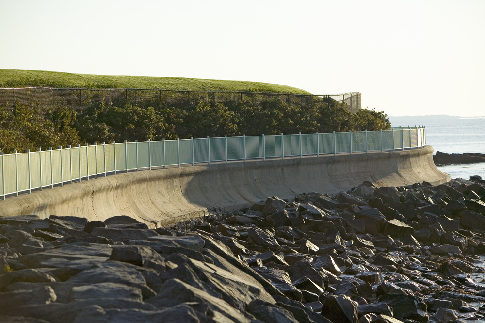 13 Rhode Island cliff walk and cove parks with easy oceanfront strolls