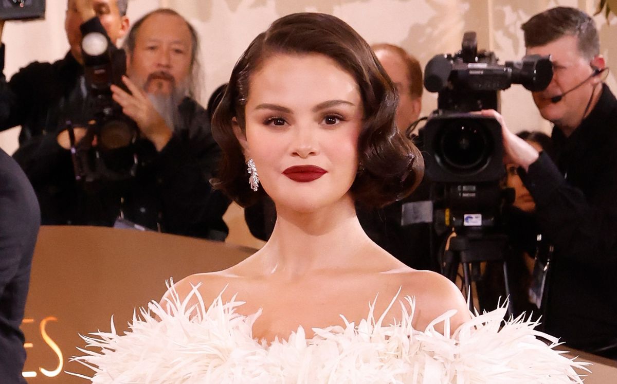 ¿Qué pasó con Selena Gomez y Jeffrey Epstein? Esto dicen las teorías ...