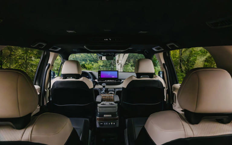 They mocked minivans for years, now Americans are fueling a massive ...