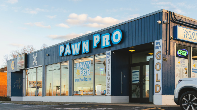 The Real Reason Local Pawn Shops Are Struggling While Silver And Gold ...