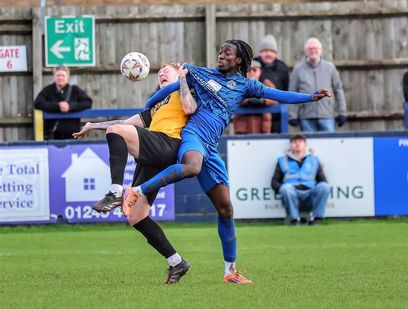 Chippenham Town 1 Maidstone United 0 match report: Injury-time goal ...
