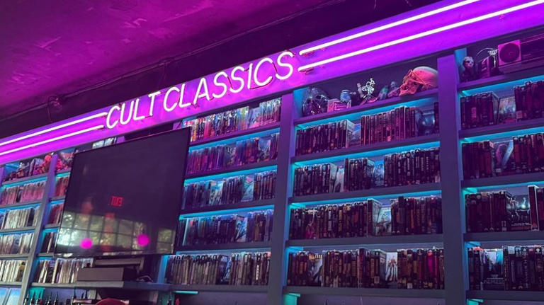 Portland's 5 hidden gem dive bars with old school '90s Oregon vibes