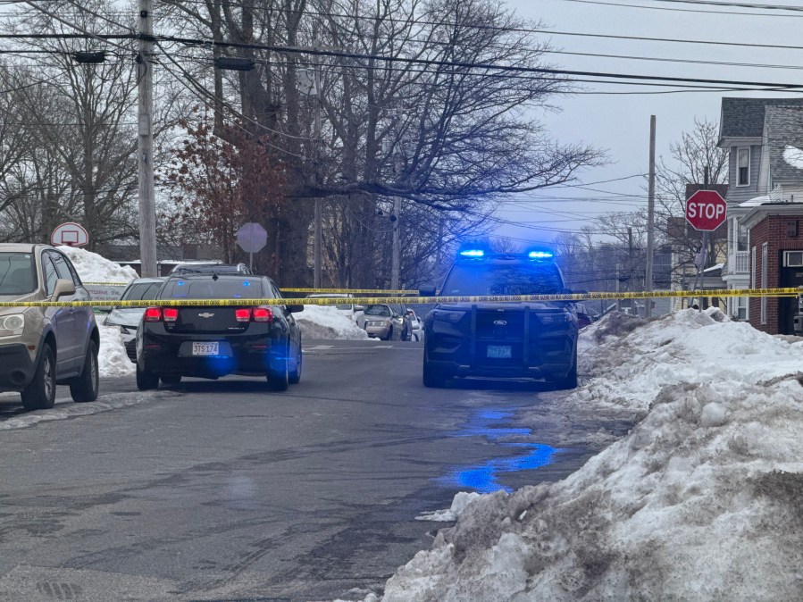 Fall River police investigating double stabbing