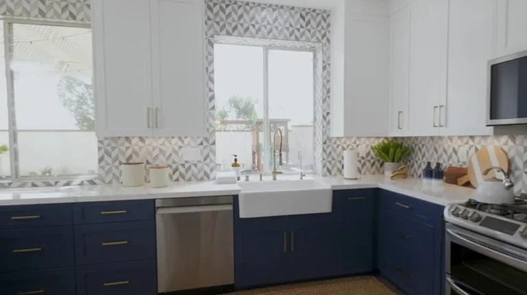 This backsplash idea from HGTV's Christina Haack instantly makes a ...