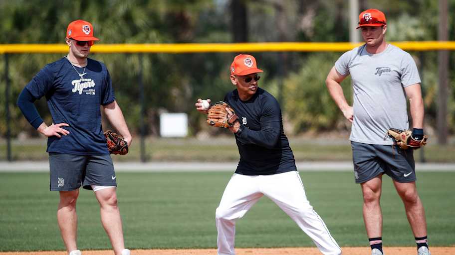 Young Tigers infielder Jace Jung reportedly taking reps across the diamond
