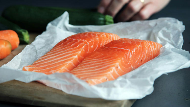 You should always buy this one food frozen, never fresh
