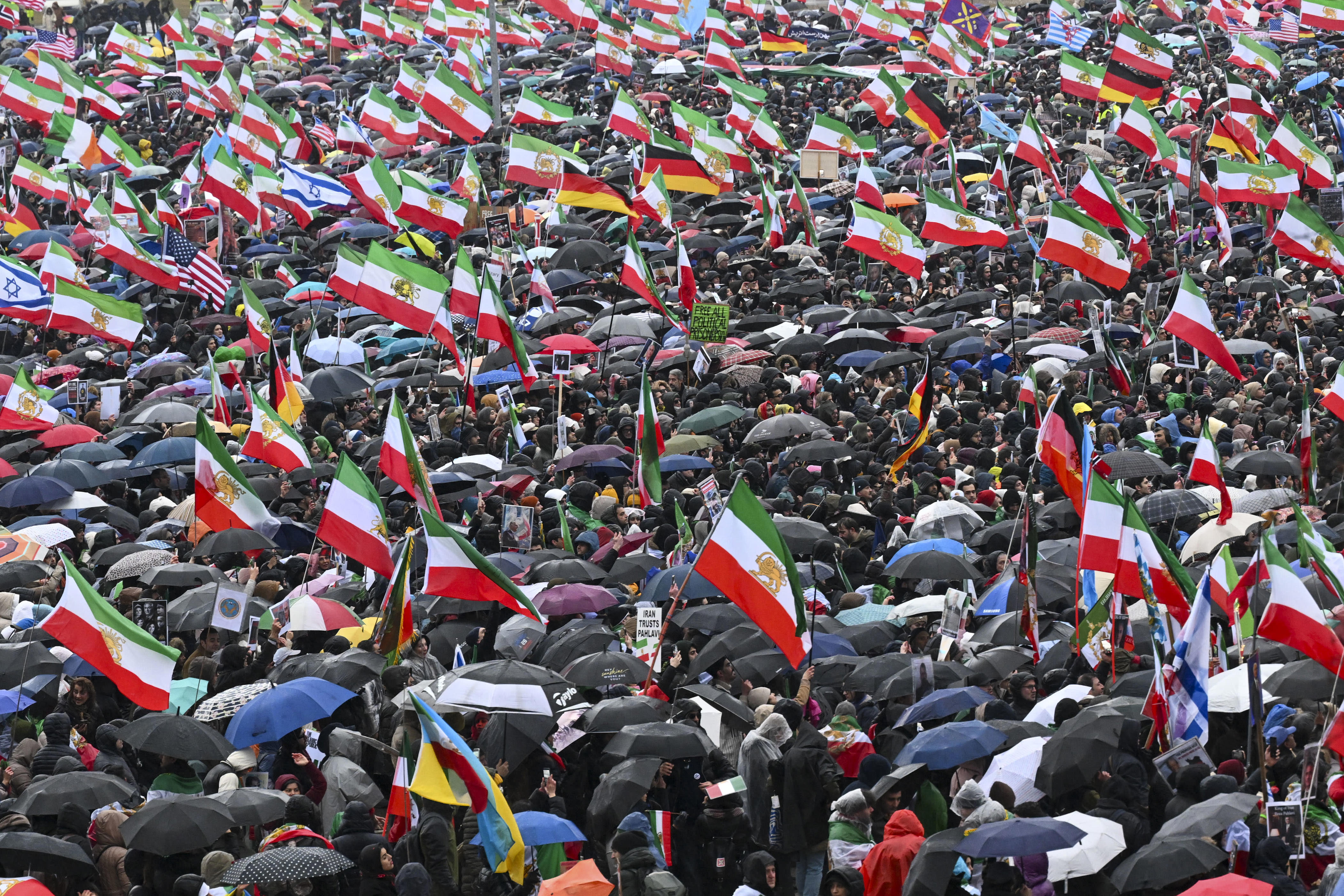 Hundreds of thousands protest Iran’s regime in Munich rally