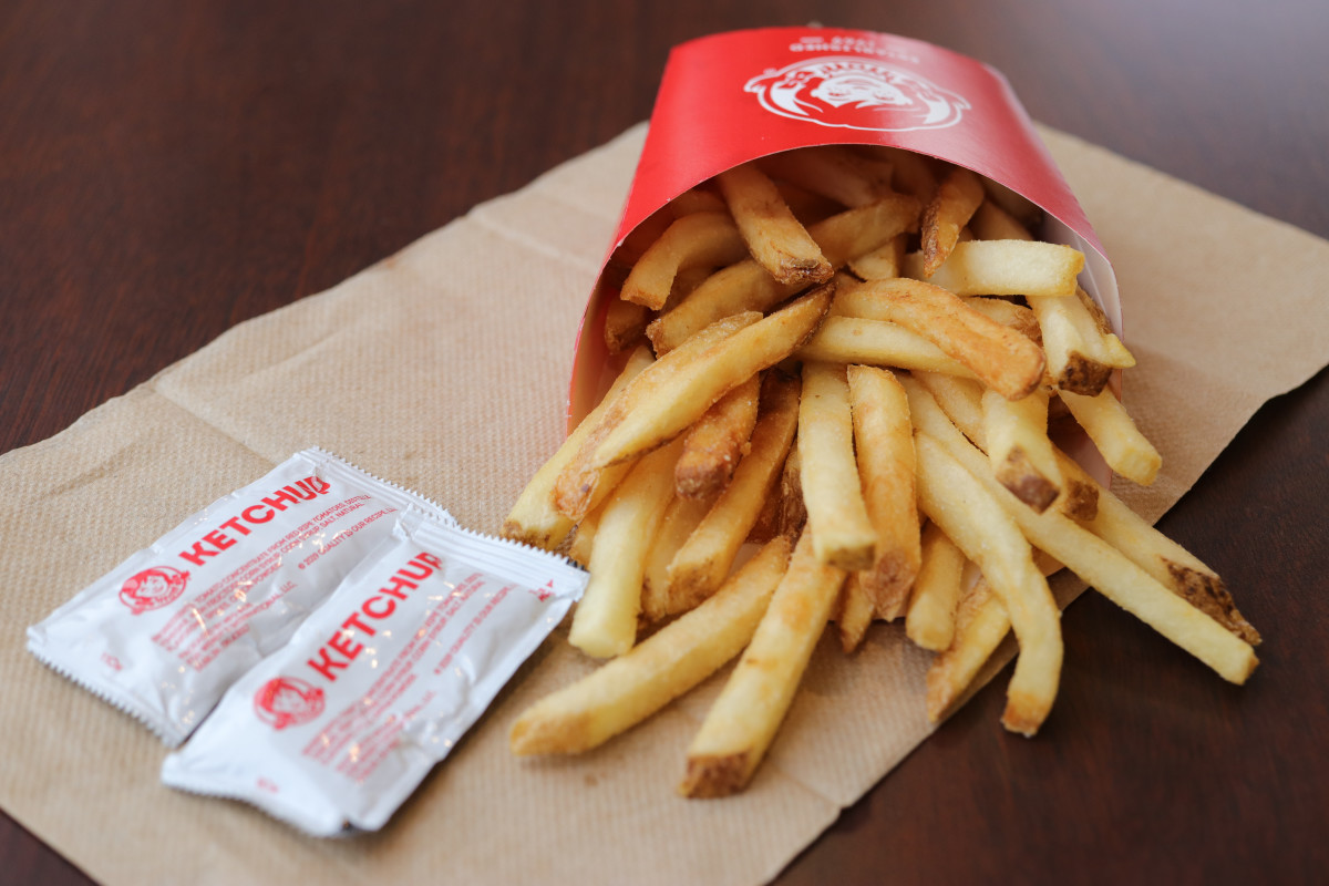 Wendy's to close 350 locations amid sales decline—what customers can expect