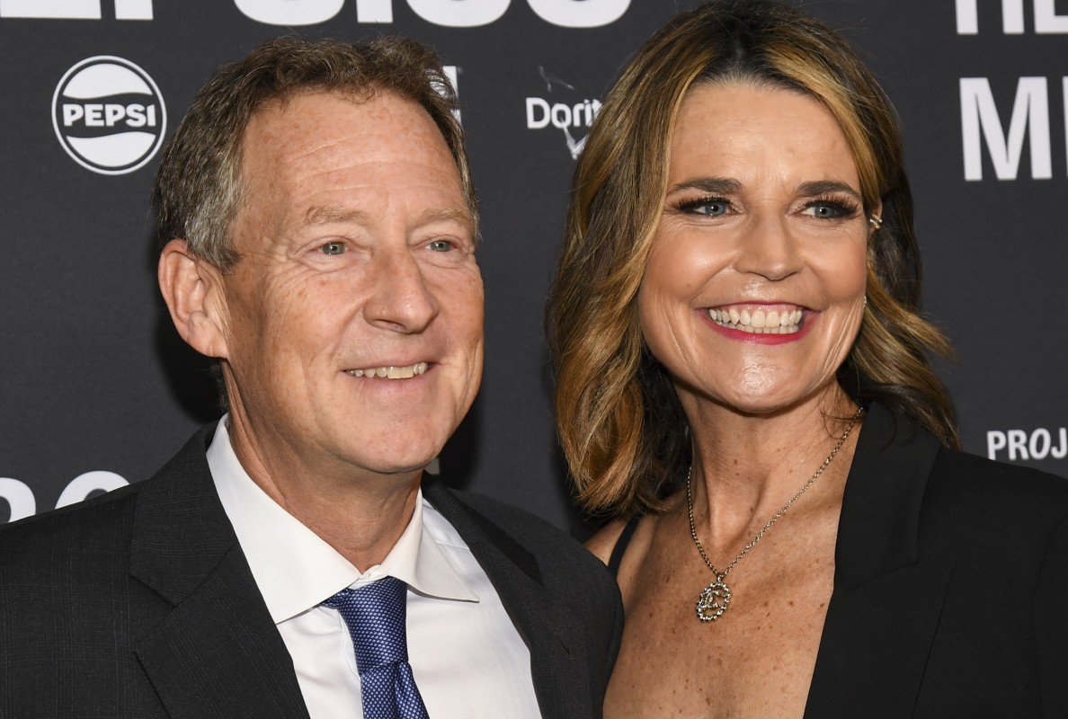Savannah Guthrie's husband Michael Feldman spotted in public for first ...